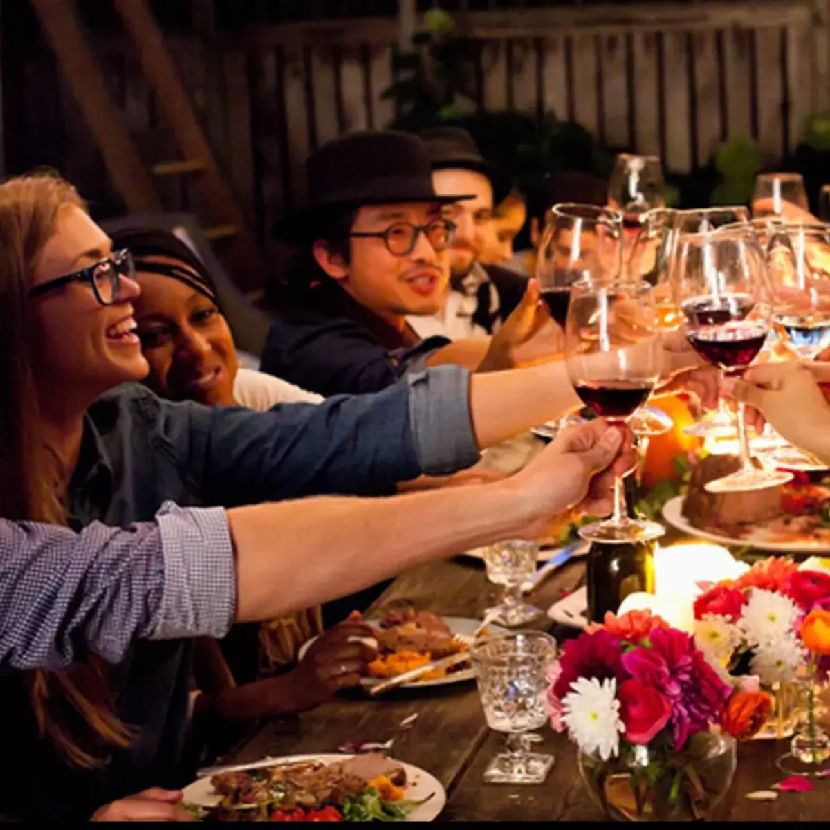 Christmas Promo Ideas to Secure More Restaurant Bookings | Square