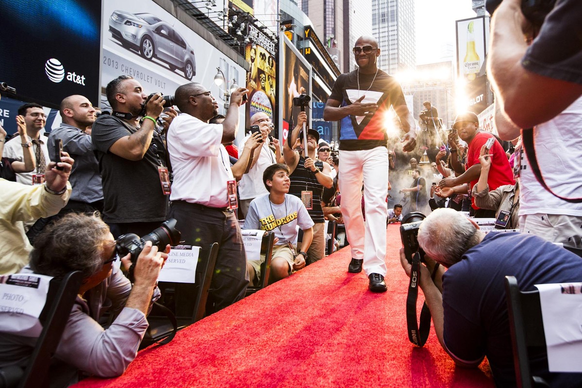 A Look at America's Best Olympic Boxers | DIRECTV Insider